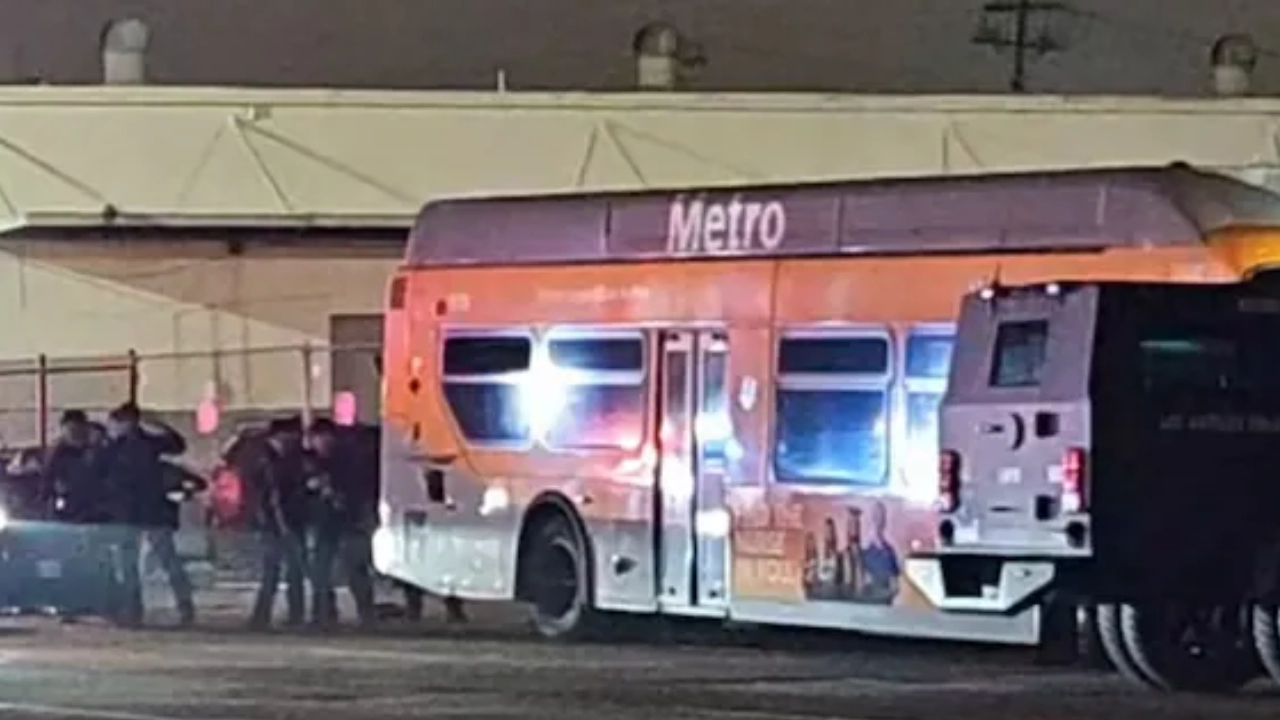 Bus Hijacking In Los Angeles Leaves 1 Dead – The Published Reporter